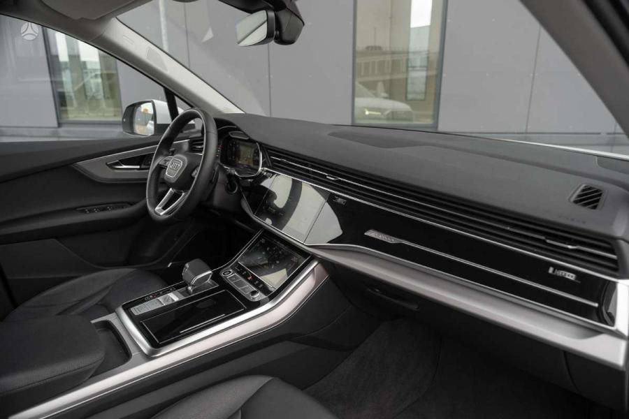 Balts Audi Q7 2022 Viļņa, ar dzinēja tilpumu 2.97 L un nobraukumu 61 tūkst. km par 44500 €, foto 15 vietnē AUTOMOTO.COM.LV