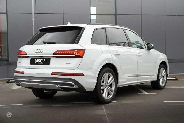 White Audi Q7 2022 in Vilnius, with an engine capacity of 2.97 L and mileage of 61 thousand km for 43500 €, photo 6 on AUTOMOTO.COM.LV