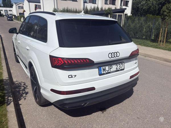Balts Audi Q7 2022 Viļņa, ar dzinēja tilpumu 3.00 L un nobraukumu 81 tūkst. km par 50000 €, foto 5 vietnē AUTOMOTO.COM.LV