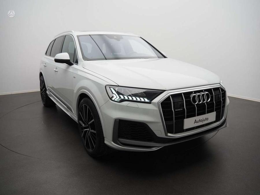 White Audi Q7 2022 in Vilnius, with an engine capacity of 3.00 L and mileage of 143 thousand km for 43900 €, photo 4 on AUTOMOTO.COM.LV