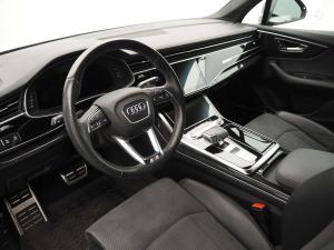 White Audi Q7 2022 in Vilnius, with an engine capacity of 3.00 L and mileage of 143 thousand km for 43900 €, photo 13 on AUTOMOTO.COM.LV
