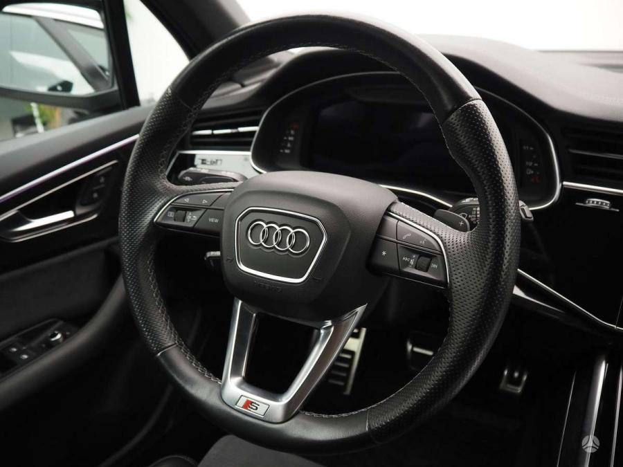 White Audi Q7 2022 in Vilnius, with an engine capacity of 3.00 L and mileage of 143 thousand km for 43900 €, photo 19 on AUTOMOTO.COM.LV