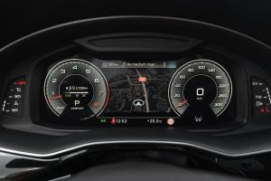 Белый Ауди Ку 7 2022 в Вильнюс, объемом двигателя 3.00 л и пробегом 43 тыс. км за 55000 €, фото 22 на AUTOMOTO.COM.LV