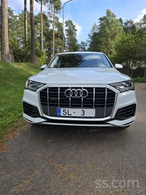 White Audi Q7 2023 in Riga, with an engine capacity of 3.00 L and mileage of 74 thousand km for 49000 €, photo 2 on AUTOMOTO.COM.LV