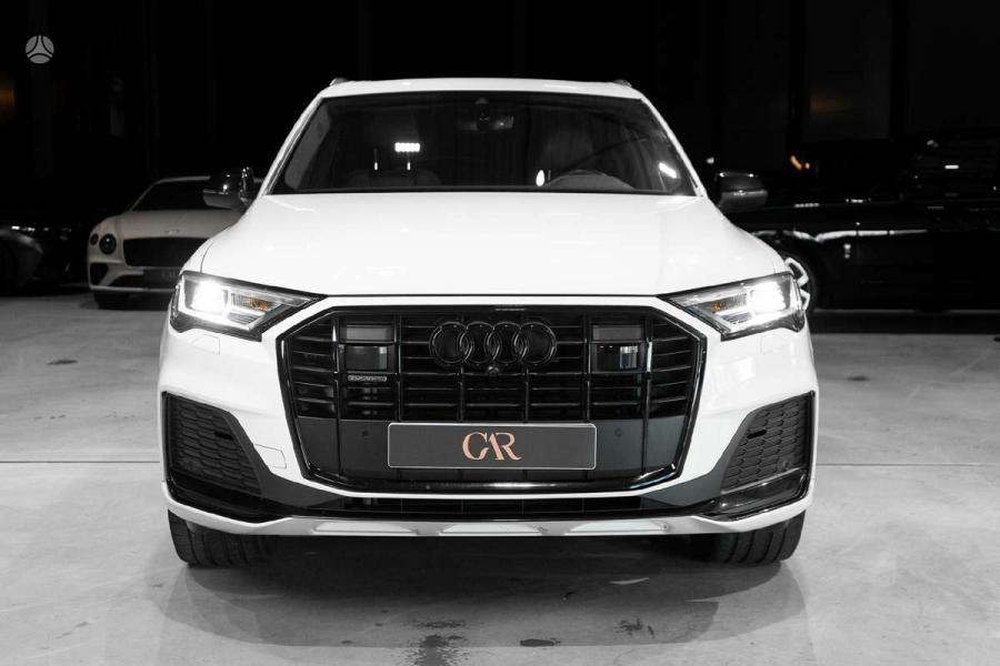 White Audi Q7 2023 in Riga, with an engine capacity of 2.97 L and mileage of 60 thousand km for 54400 €, photo 2 on AUTOMOTO.COM.LV