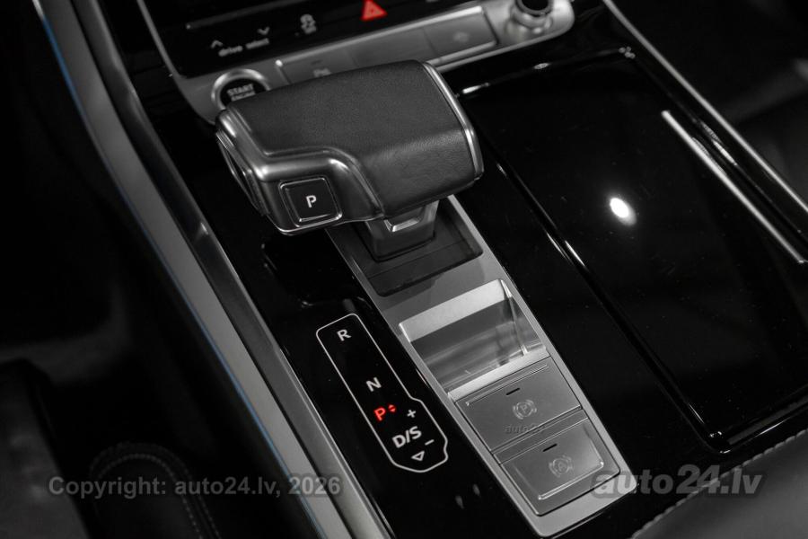Белый Ауди Ку 7 2023 в Рига, объемом двигателя 3.00 л и пробегом 60 тыс. км за 50000 €, фото 30 на AUTOMOTO.COM.LV