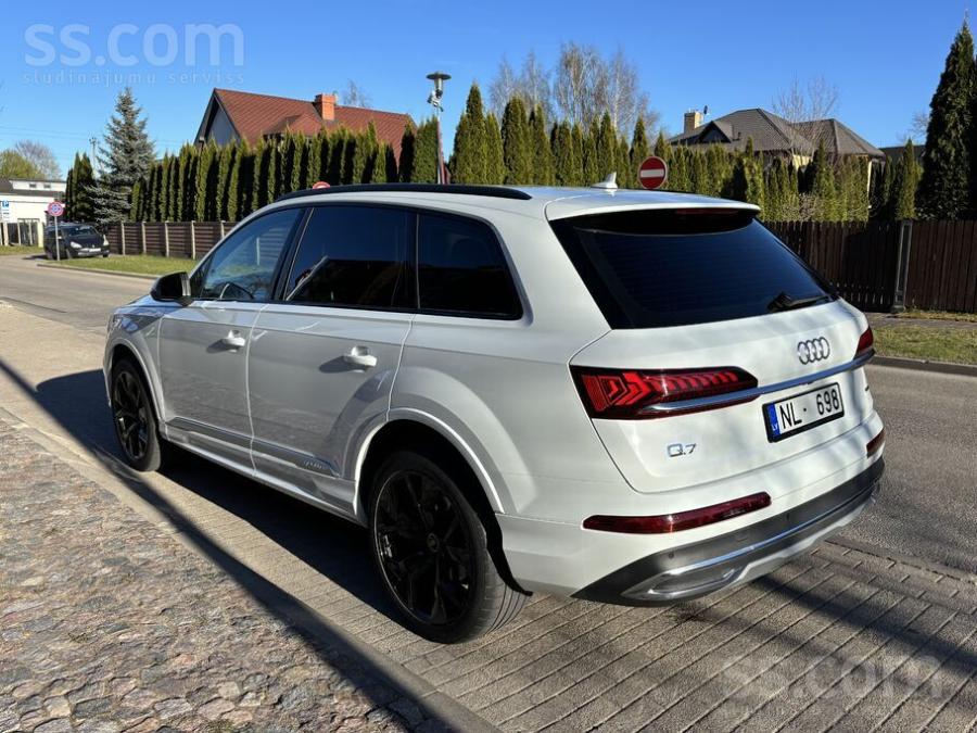 White Audi Q7 2023 in Riga, with an engine capacity of 3.00 L and mileage of 48 thousand km for 47000 €, photo 11 on AUTOMOTO.COM.LV
