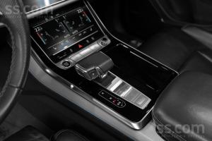 White Audi Q7 2023 in Riga, with an engine capacity of 3.00 L and mileage of 60 thousand km for 50000 €, photo 21 on AUTOMOTO.COM.LV