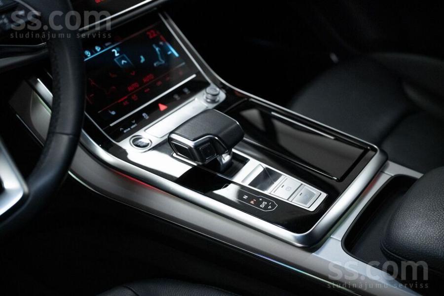 Balts Audi Q7 2023 Rīga, ar dzinēja tilpumu 3.00 L un nobraukumu 83 tūkst. km par 45500 €, foto 17 vietnē AUTOMOTO.COM.LV