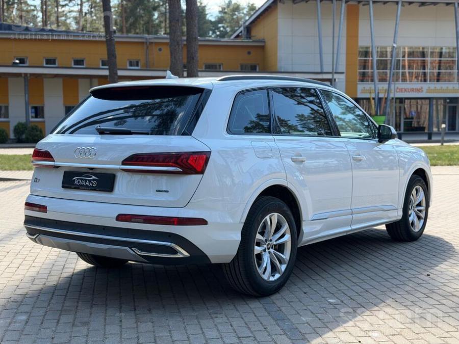 Balts Audi Q7 2023 Rīga, ar dzinēja tilpumu 3.00 L un nobraukumu 87 tūkst. km par 45000 €, foto 4 vietnē AUTOMOTO.COM.LV