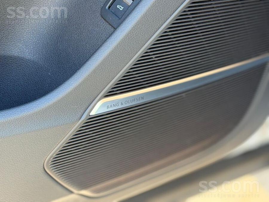 Balts Audi Q7 2023 Rīga, ar dzinēja tilpumu 3.00 L un nobraukumu 87 tūkst. km par 45000 €, foto 10 vietnē AUTOMOTO.COM.LV