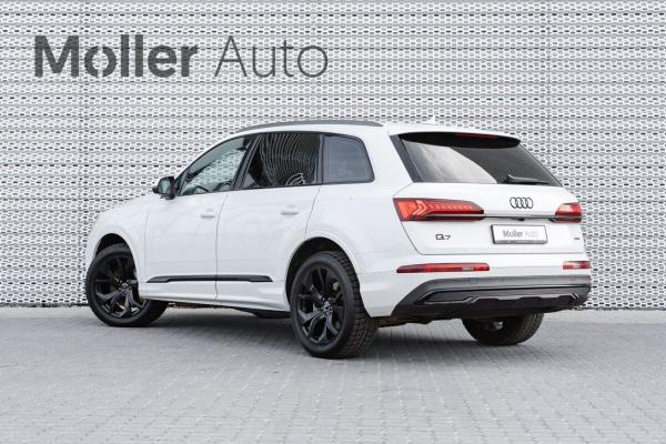 Balts Audi Q7 2023 Mārupe, ar dzinēja tilpumu 3.00 L un nobraukumu 117 tūkst. km par 43900 €, foto 3 vietnē AUTOMOTO.COM.LV