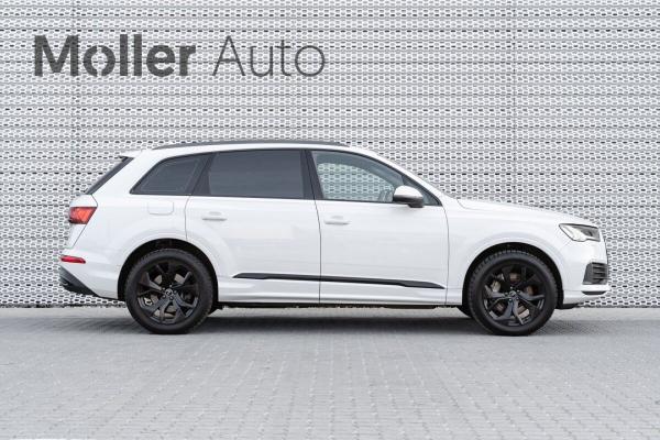Balts Audi Q7 2023 Mārupe, ar dzinēja tilpumu 3.00 L un nobraukumu 117 tūkst. km par 43900 €, foto 5 vietnē AUTOMOTO.COM.LV