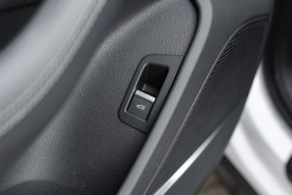 Balts Audi Q7 2023 Mārupe, ar dzinēja tilpumu 3.00 L un nobraukumu 117 tūkst. km par 43900 €, foto 8 vietnē AUTOMOTO.COM.LV