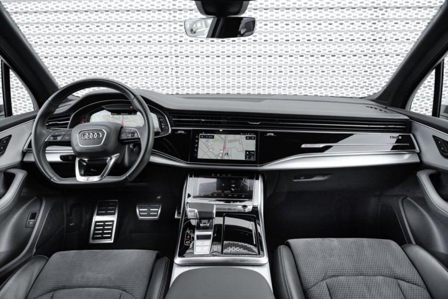 White Audi Q7 2023 in Marupe, with an engine capacity of 3.00 L and mileage of 117 thousand km for 43900 €, photo 7 on AUTOMOTO.COM.LV
