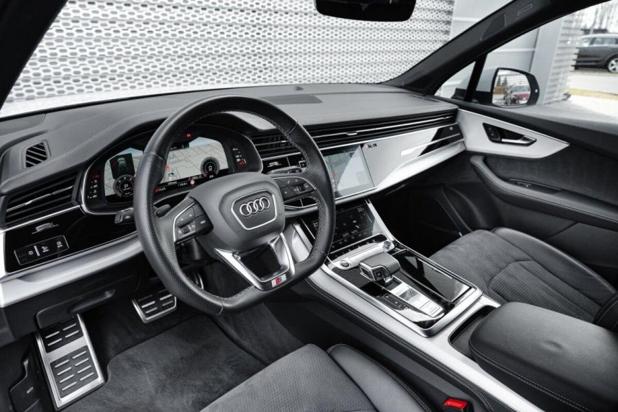 White Audi Q7 2023 in Marupe, with an engine capacity of 3.00 L and mileage of 117 thousand km for 43900 €, photo 11 on AUTOMOTO.COM.LV