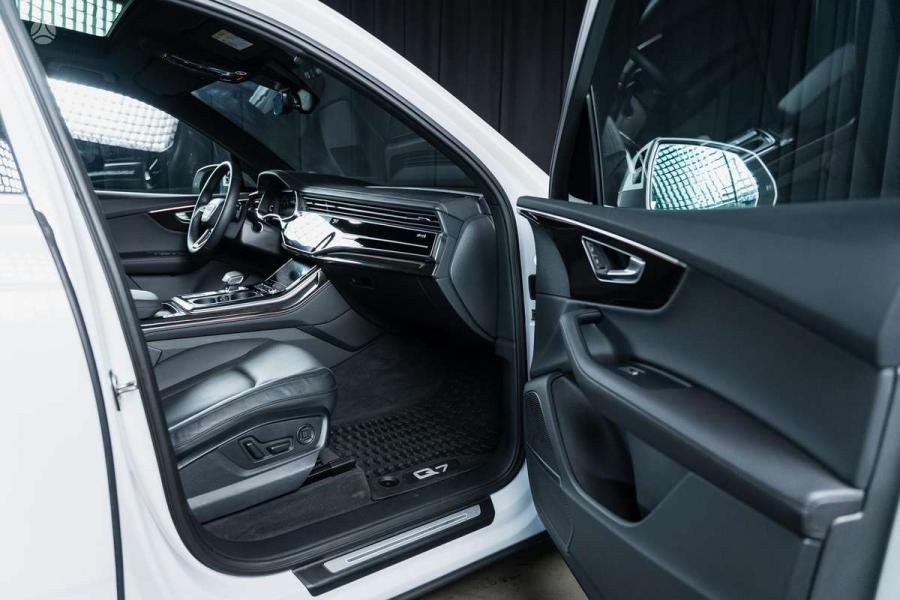 Balts Audi Q7 2023 Viļņa, ar dzinēja tilpumu 3.00 L un nobraukumu 3 tūkst. km par 48999 €, foto 28 vietnē AUTOMOTO.COM.LV