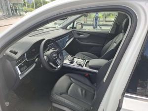 Balts Audi Q7 2025 Viļņa, ar dzinēja tilpumu 3.00 L un nobraukumu 10 tūkst. km par 59000 €, foto 7 vietnē AUTOMOTO.COM.LV