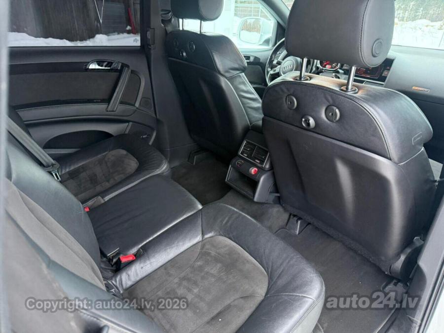Balts Audi Q7 2008 Tallina, ar dzinēja tilpumu 4.10 L un nobraukumu 352 tūkst. km par 7997 €, foto 14 vietnē AUTOMOTO.COM.LV