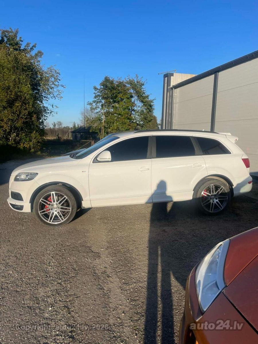 Balts Audi Q7 2008 Tallina, ar dzinēja tilpumu 4.10 L un nobraukumu 352 tūkst. km par 7997 €, foto 16 vietnē AUTOMOTO.COM.LV