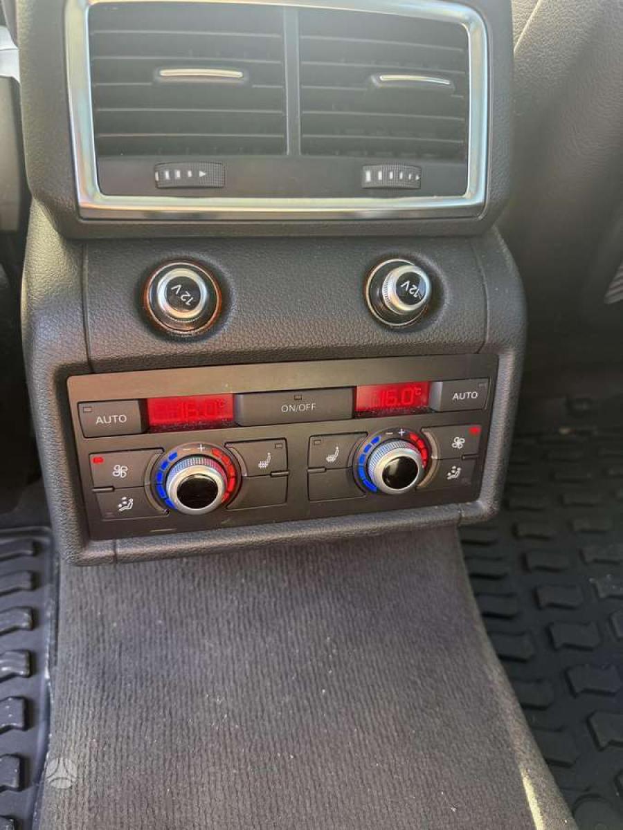 Balts Audi Q7 2012 Šauļi, ar dzinēja tilpumu 3.00 L un nobraukumu 162 tūkst. km par 9700 €, foto 10 vietnē AUTOMOTO.COM.LV