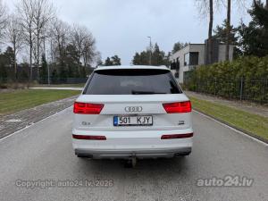 White Audi Q7 2016 in Tallinn, with an engine capacity of 3.00 L and mileage of 298 thousand km for 22300 €, photo 4 on AUTOMOTO.COM.LV