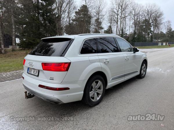 White Audi Q7 2016 in Tallinn, with an engine capacity of 3.00 L and mileage of 298 thousand km for 22300 €, photo 5 on AUTOMOTO.COM.LV