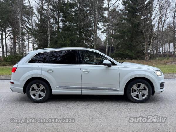 White Audi Q7 2016 in Tallinn, with an engine capacity of 3.00 L and mileage of 298 thousand km for 22300 €, photo 6 on AUTOMOTO.COM.LV