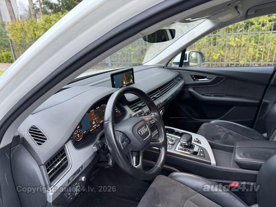 White Audi Q7 2016 in Tallinn, with an engine capacity of 3.00 L and mileage of 298 thousand km for 22300 €, photo 11 on AUTOMOTO.COM.LV