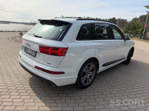White Audi Q7 2016 in Riga, with an engine capacity of 3.00 L and mileage of 318 thousand km for 20300 €, photo 3 on AUTOMOTO.COM.LV