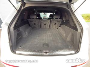Balts Audi Q7 2017 Tallina, ar dzinēja tilpumu 3.00 L un nobraukumu 236 tūkst. km par 32200 €, foto 8 vietnē AUTOMOTO.COM.LV