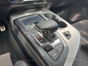 Balts Audi Q7 2017 Tallina, ar dzinēja tilpumu 3.00 L un nobraukumu 236 tūkst. km par 32200 €, foto 10 vietnē AUTOMOTO.COM.LV
