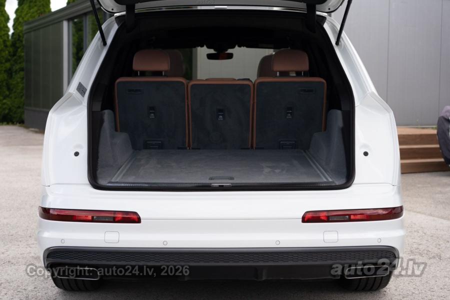Balts Audi Q7 2018 Tallina, ar dzinēja tilpumu 3.00 L un nobraukumu 189 tūkst. km par 31890 €, foto 6 vietnē AUTOMOTO.COM.LV