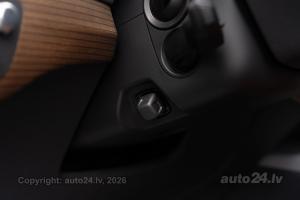 Balts Audi Q7 2018 Tallina, ar dzinēja tilpumu 3.00 L un nobraukumu 189 tūkst. km par 31890 €, foto 22 vietnē AUTOMOTO.COM.LV