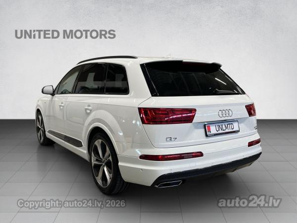 Balts Audi Q7 2019 Tallina, ar dzinēja tilpumu 3.00 L un nobraukumu 75 tūkst. km par 38900 €, foto 4 vietnē AUTOMOTO.COM.LV