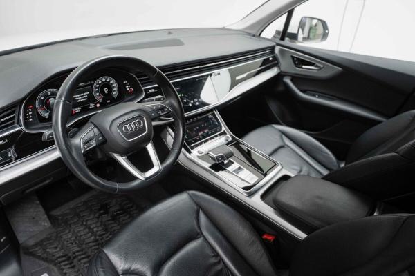 Balts Audi Q7 2020 Peetri, ar dzinēja tilpumu 3.00 L un nobraukumu 134 tūkst. km par 42750 €, foto 9 vietnē AUTOMOTO.COM.LV