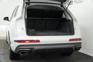 Белый Ауди Ку 7 2025 в Таллин, объемом двигателя 3.00 л и пробегом 20 тыс. км за 72900 €, фото 7 на AUTOMOTO.COM.LV