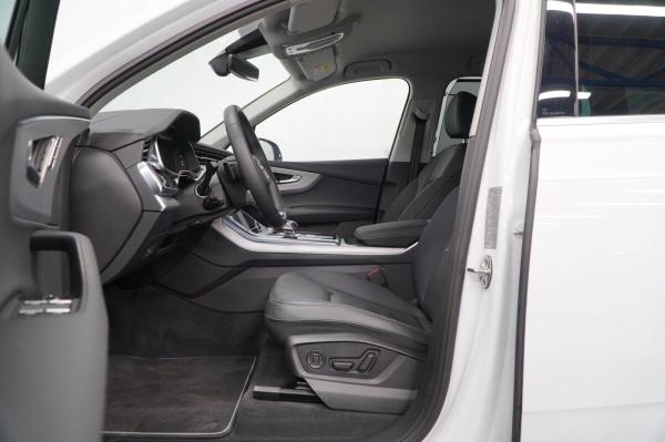 Balts Audi Q7 2025 Tallina, ar dzinēja tilpumu 3.00 L un nobraukumu 20 tūkst. km par 72900 €, foto 7 vietnē AUTOMOTO.COM.LV