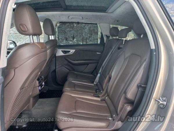 Yellow Audi Q7 2016 in Tartu, with an engine capacity of 3.00 L and mileage of 258 thousand km for 23900 €, photo 11 on AUTOMOTO.COM.LV