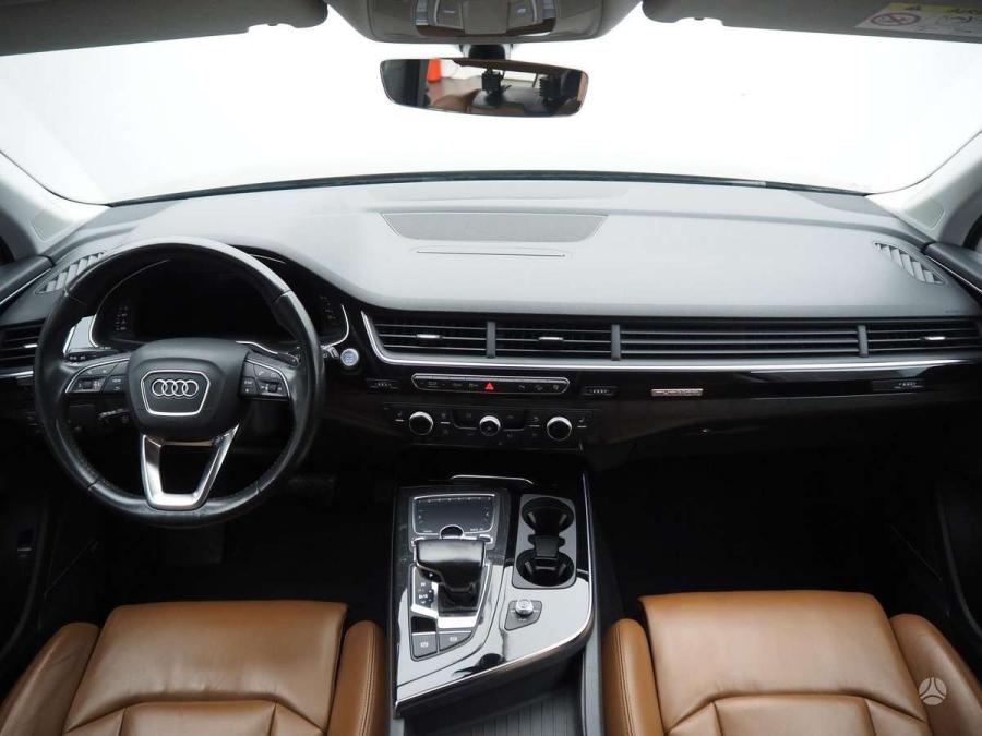 Yellow Audi Q7 2017 in Vilnius, with an engine capacity of 2.97 L and mileage of 160 thousand km for 26800 €, photo 22 on AUTOMOTO.COM.LV
