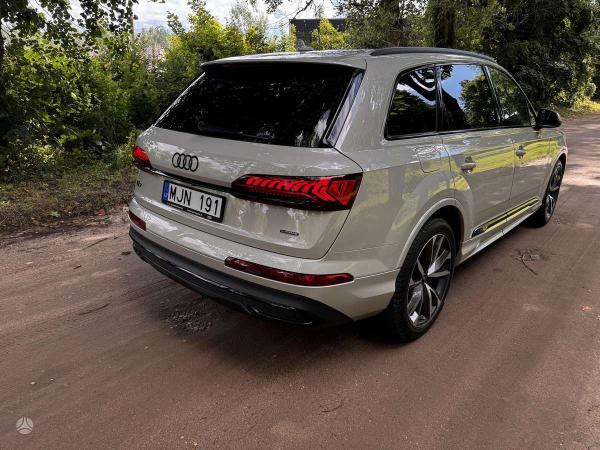 Dzeltens Audi Q7 2022 Viļņa, ar dzinēja tilpumu 3.00 L un nobraukumu 68 tūkst. km par 52500 €, foto 3 vietnē AUTOMOTO.COM.LV