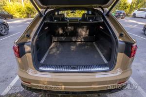Beige Audi Q8 2024 in Tallinn, with an engine capacity of 3.00 L and mileage of 30 thousand km for 88900 €, photo 11 on AUTOMOTO.COM.LV