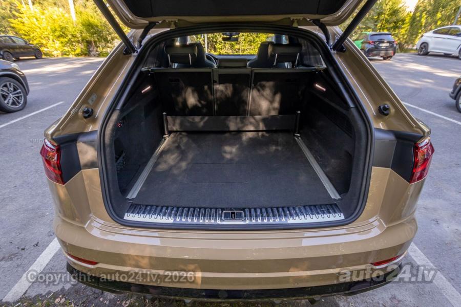 Beige Audi Q8 2024 in Tallinn, with an engine capacity of 3.00 L and mileage of 30 thousand km for 88900 €, photo 11 on AUTOMOTO.COM.LV