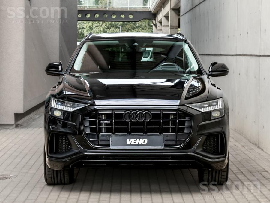 Black Audi Q8 2023 in Riga, with an engine capacity of 3.00 L and mileage of 70 thousand km for 54900 €, photo 3 on AUTOMOTO.COM.LV