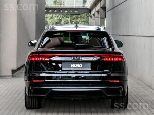 Black Audi Q8 2023 in Riga, with an engine capacity of 3.00 L and mileage of 70 thousand km for 54900 €, photo 8 on AUTOMOTO.COM.LV