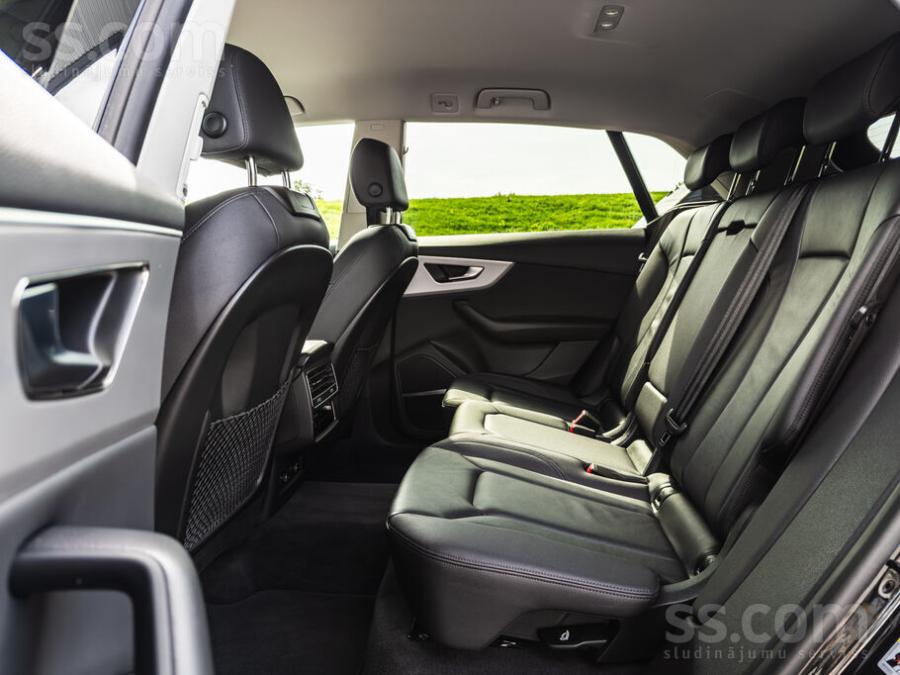 Black Audi Q8 2023 in Riga, with an engine capacity of 3.00 L and mileage of 70 thousand km for 54900 €, photo 16 on AUTOMOTO.COM.LV