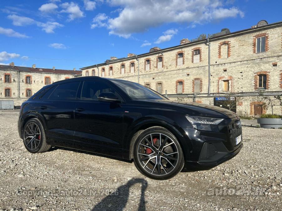 Melns Audi Q8 2018 Tallina, ar dzinēja tilpumu 3.00 L un nobraukumu 188 tūkst. km par 45900 €, foto 1 vietnē AUTOMOTO.COM.LV