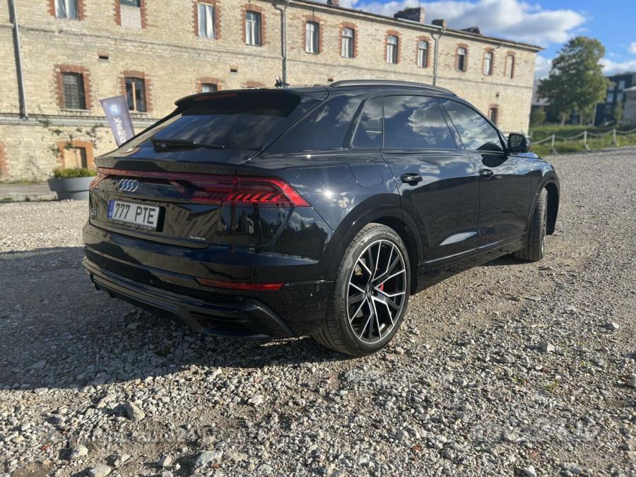 Melns Audi Q8 2018 Tallina, ar dzinēja tilpumu 3.00 L un nobraukumu 188 tūkst. km par 45900 €, foto 4 vietnē AUTOMOTO.COM.LV