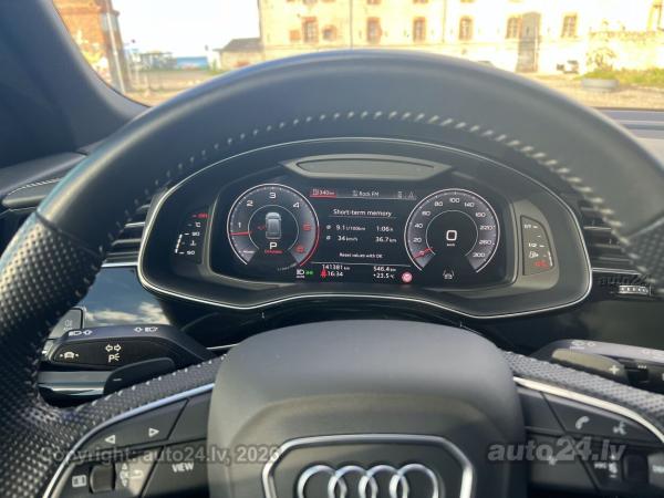 Black Audi Q8 2018 in Tallinn, with an engine capacity of 3.00 L and mileage of 188 thousand km for 45900 €, photo 10 on AUTOMOTO.COM.LV