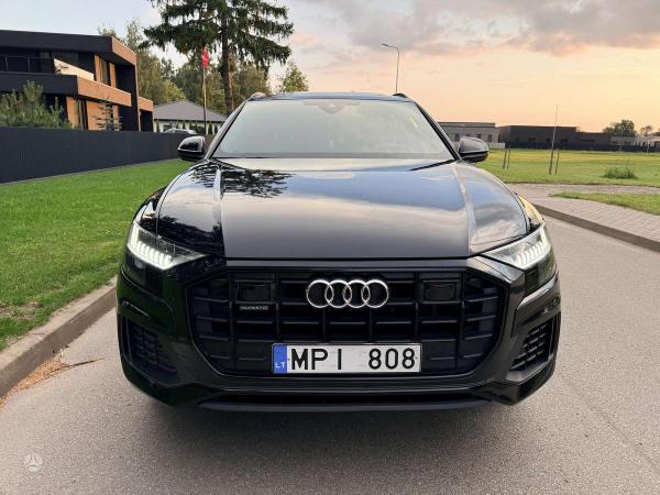 Melns Audi Q8 2018 Tauragė, ar dzinēja tilpumu 2.97 L un nobraukumu 243 tūkst. km par 44000 €, foto 3 vietnē AUTOMOTO.COM.LV